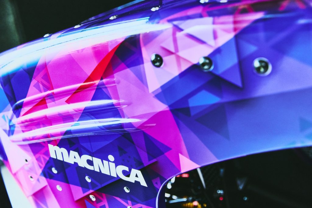 「MET VALLEY」新横浜本社 ショーケース新設PJ | 株式会社博展 HAKUTEN | Communication Design®